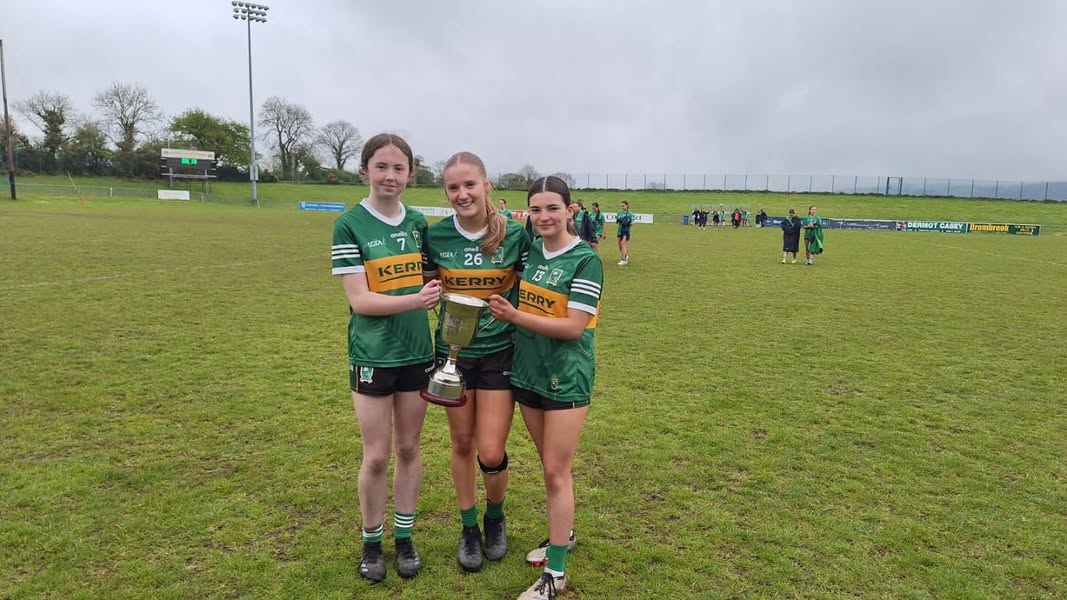 Ellen Allman, Eilís Tangney, and Holly Burke - Listry GAA